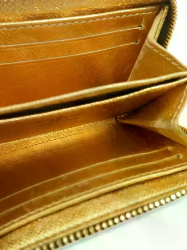 LOUIS VUITTON Monogram Zippy Coin Purse