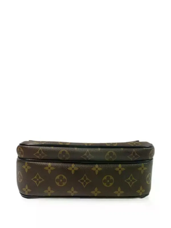 LOUIS VUITTON S Lock Messenger Bag