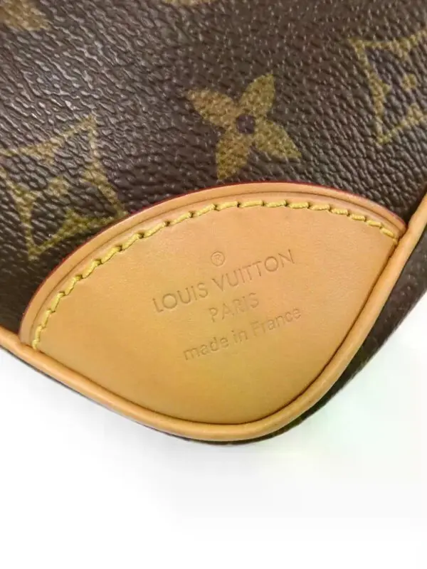 LOUIS VUITTON Monogram Shoulder Bag - Brown