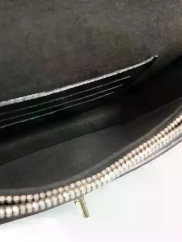 LOUIS VUITTON Mylockme Chain Wallet