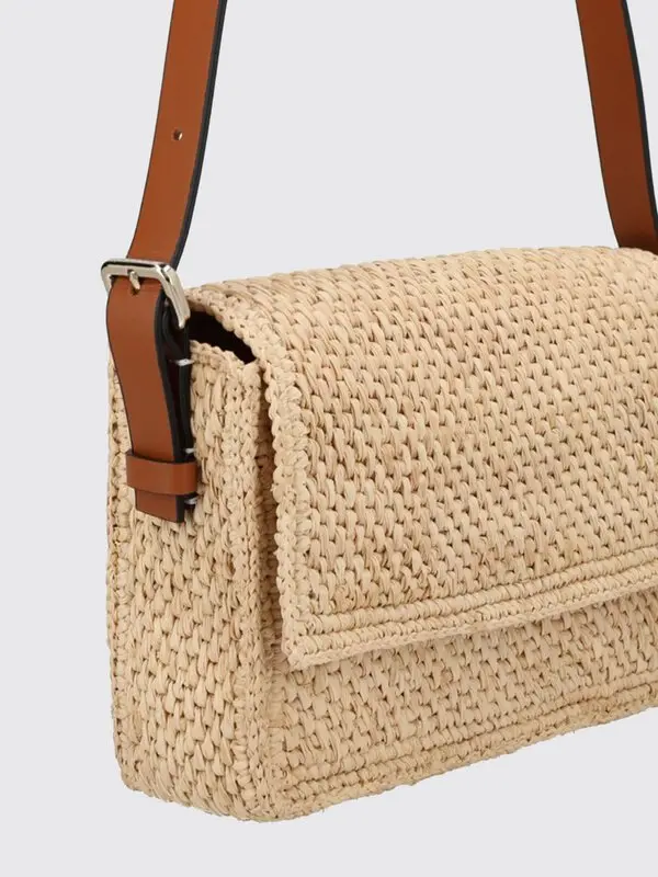 Manebí Shoulder Bag
