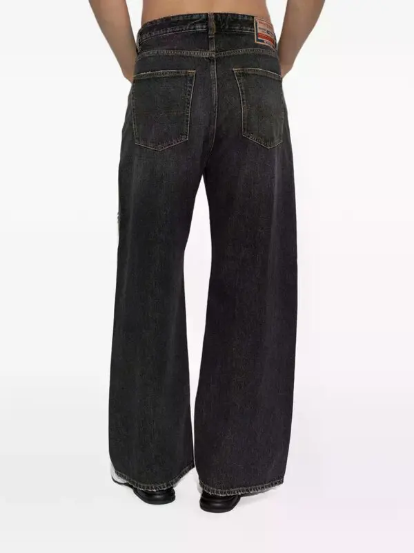 DIESEL® Relaxed Fit Low-rise Jeans - Black