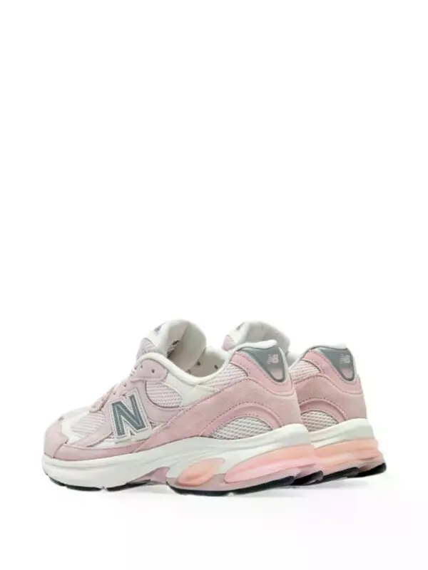 NEW BALANCE 2010 Mesh-panel Sneakers