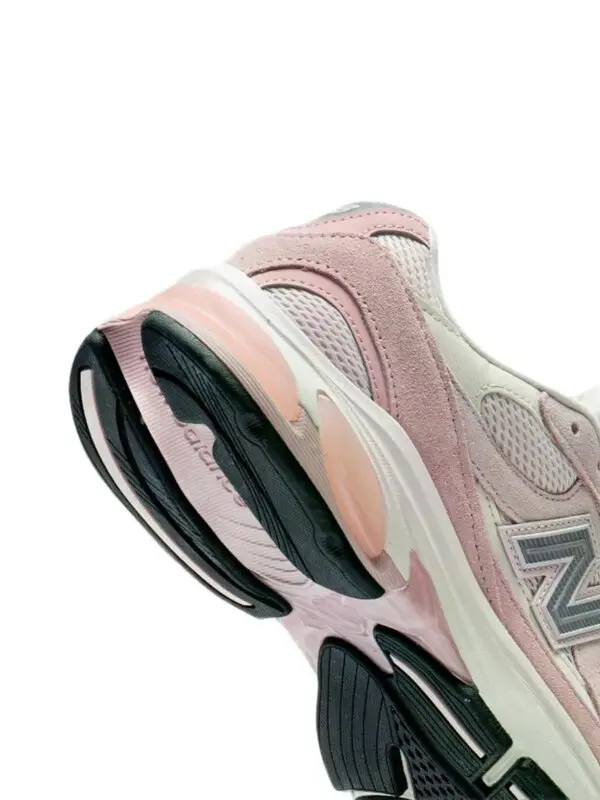 NEW BALANCE 2010 Mesh-panel Sneakers