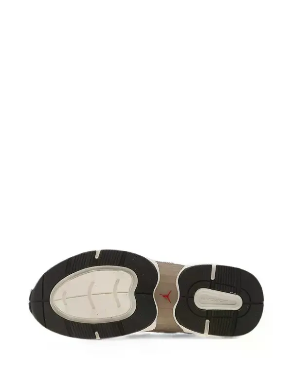 JORDAN Trunner O/s Sneakers