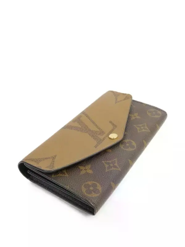LOUIS VUITTON Sarah Monogram Reverse Wallet