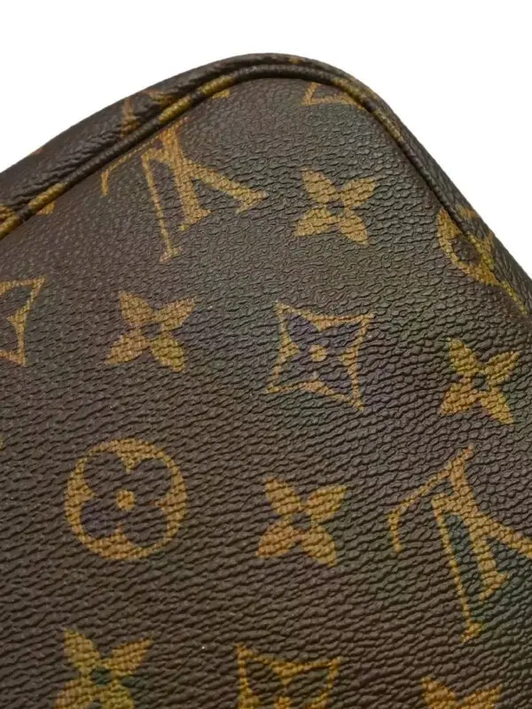 LOUIS VUITTON Gm Neverfull Tote Bag