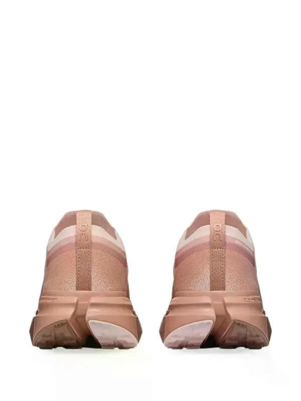On Cloudnova Sneakers - Pink