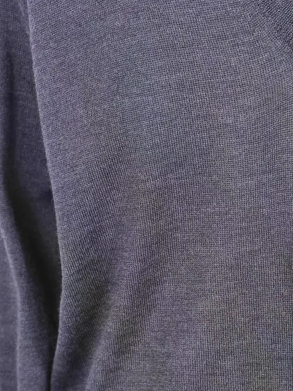 NUUR V-neck Sweater
