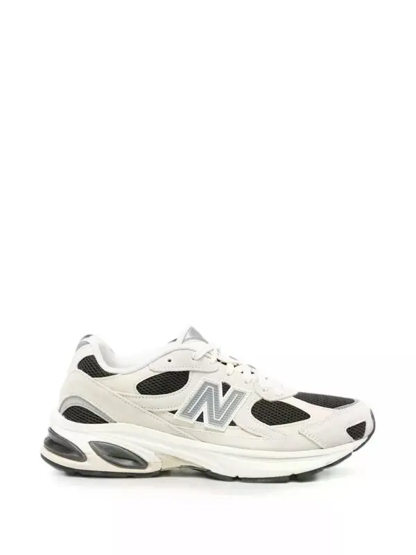 NEW BALANCE Logo-patch Panelled Sneakers