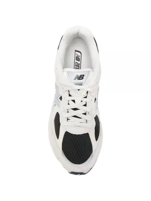 NEW BALANCE Paneled Logo Sneakers - Neutrals