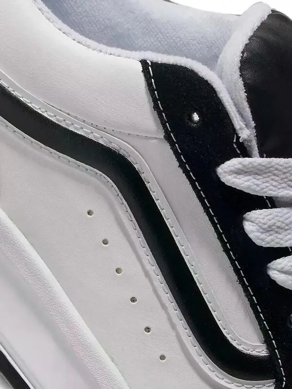 VANS Hylane Sneakers