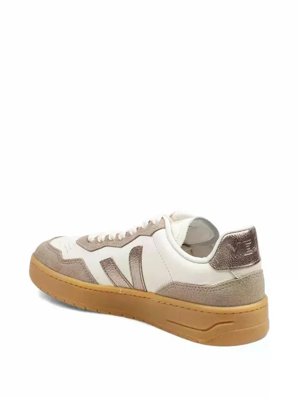 VEJA V-90 Leather Sneakers - Neutrals