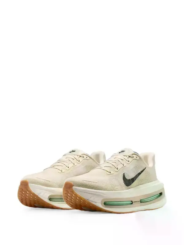 Nike Vomero Premium Sneakers