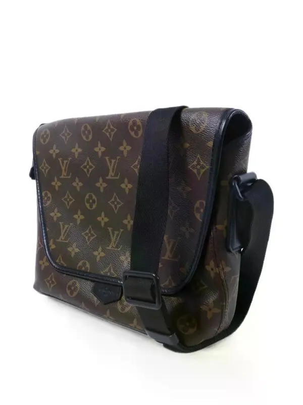 LOUIS VUITTON Monogram Macassar Magnetic Messenger Bag