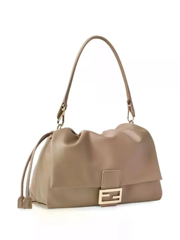 Fendi Large Baguette Soft Logo-plaque Tote Bag
