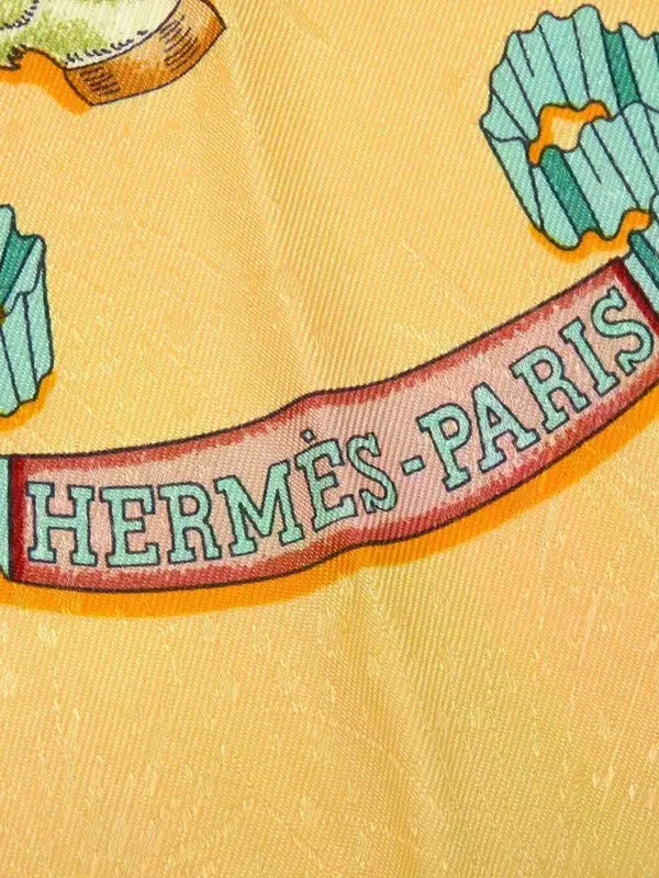 Hermès 1980-2010 Les Fetes Du Roi Soleil Silk Scarf 90 Scarves - Yellow