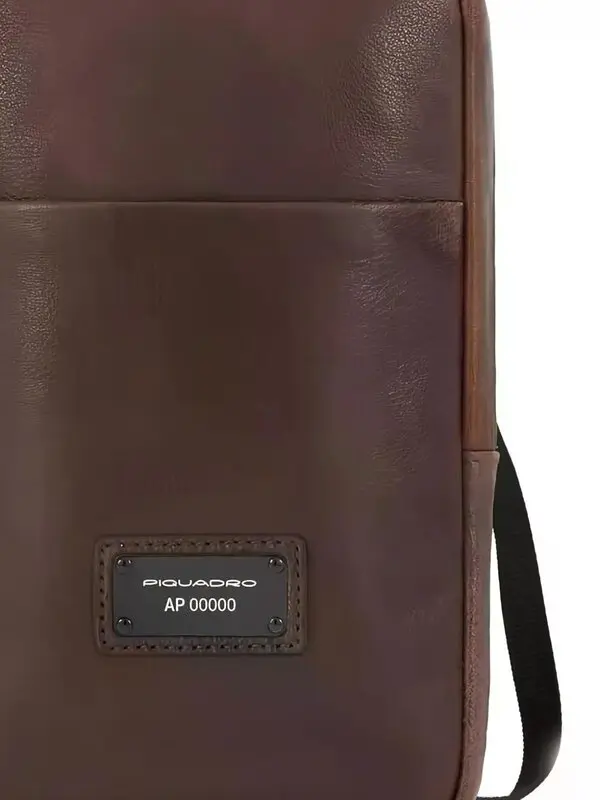 PIQUADRO Logo-plaque Leather Shoulder Bag