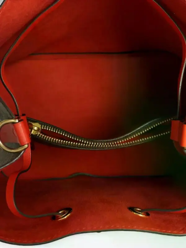 LOUIS VUITTON Néonoé Monogram Bucket Bag - Brown
