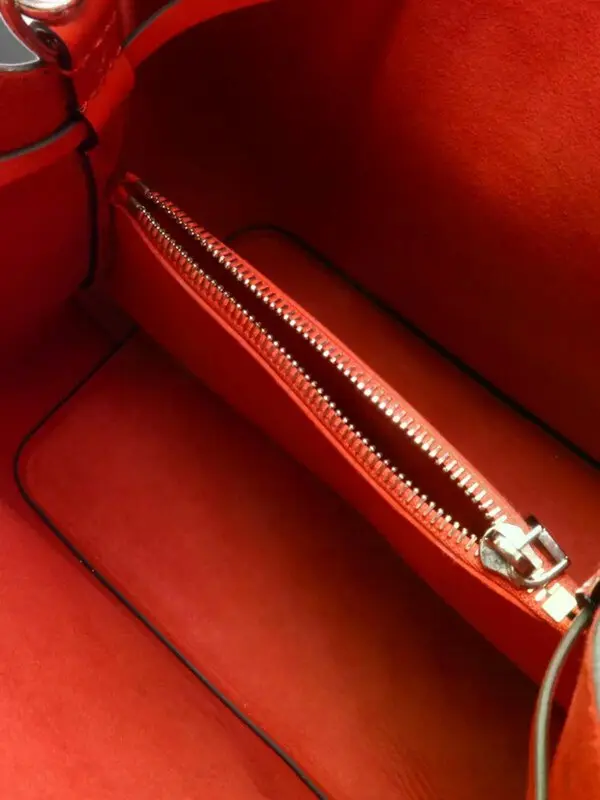 LOUIS VUITTON Neo Noe Mm Epi Leather Shoulder Bag