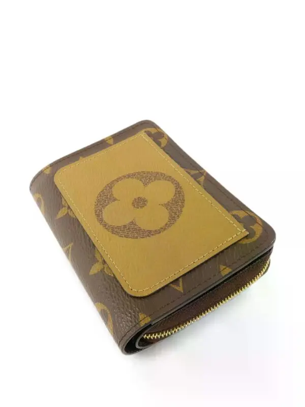 LOUIS VUITTON Monogram Lou Wallet