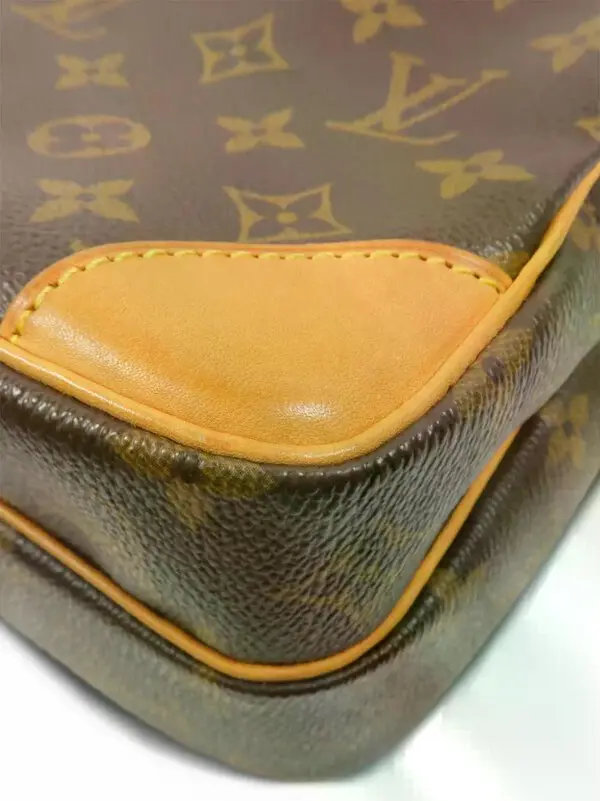 LOUIS VUITTON Monogram Canvas Crossbody Bag