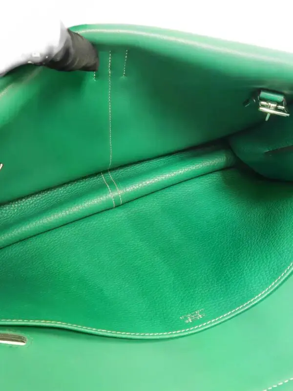 Hermès Halzan 31 Shoulder Bag
