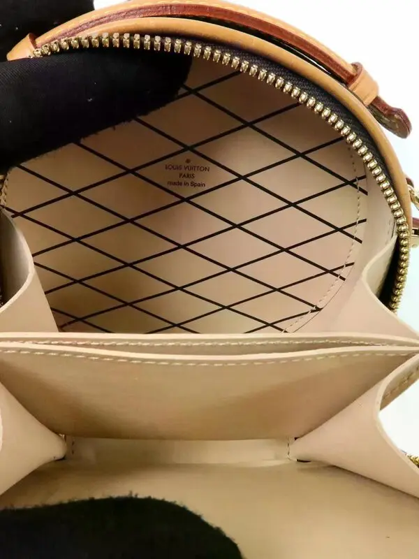 LOUIS VUITTON Monogram Mini Boite Chapeau Cross Body Bag