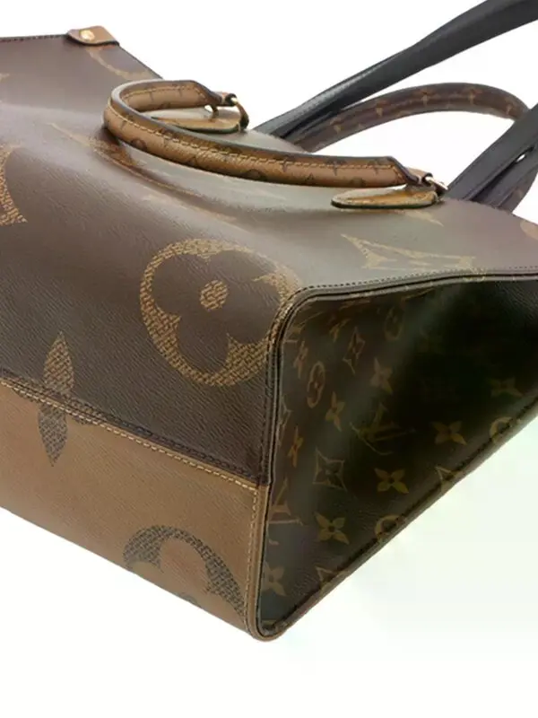 LOUIS VUITTON 2021 Monogram Reverse Giant Onthego Mm Satchel
