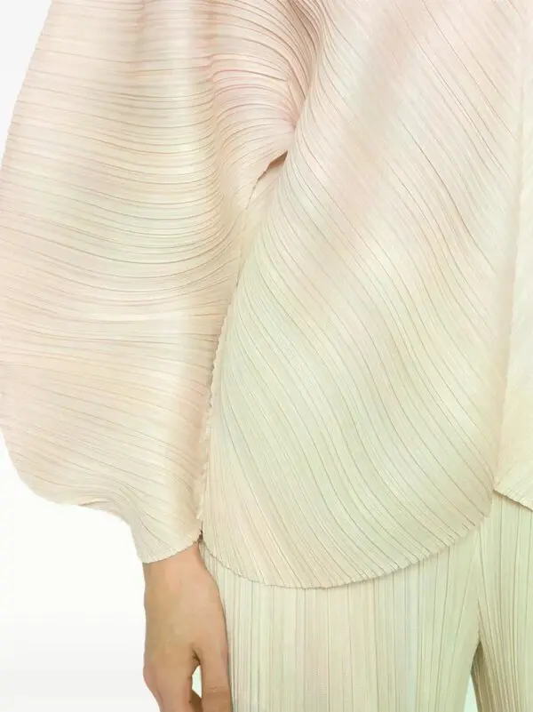 Issey Miyake Pleated Balloon Sleeve V-neck Blouse - Neutrals
