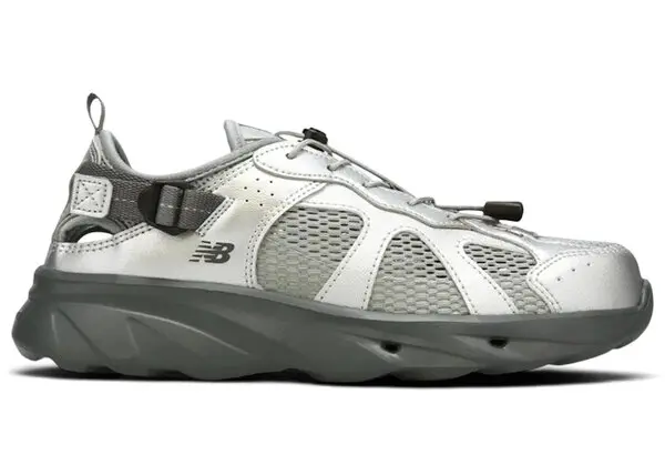 NEW BALANCE Kave Sandalin