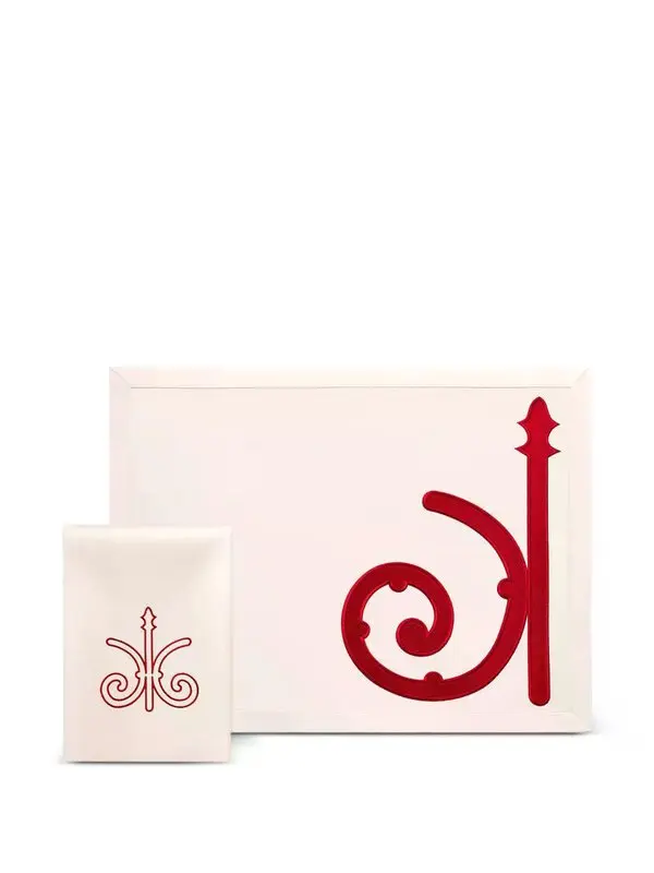 DYVOSHYV Royal Banquet Embroidered Placemat And Napkin Set - White