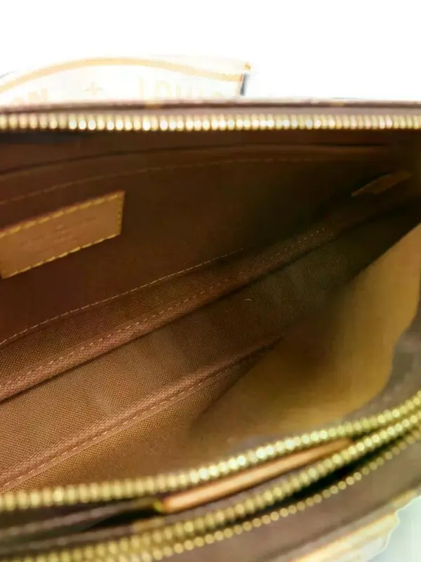LOUIS VUITTON Multi Pochette Accessoires Shoulder Bag