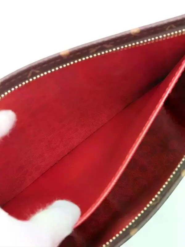 LOUIS VUITTON Monogram Pouch