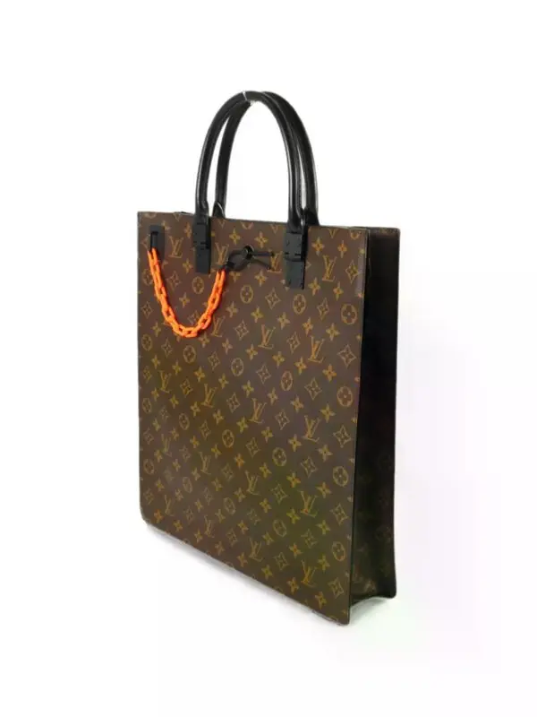 LOUIS VUITTON Sac Plat Monogram Tote Bag