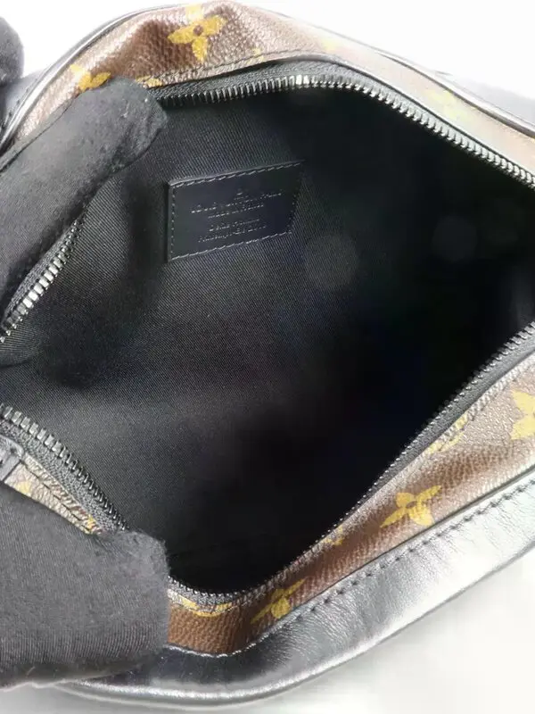 LOUIS VUITTON Soft Trunk Shoulder Bag