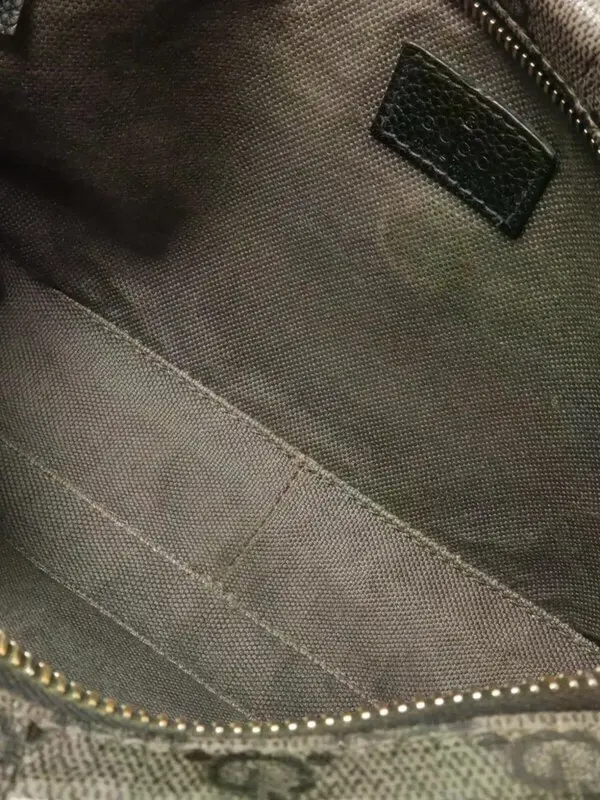 Gucci Gg Supreme Shoulder Bag