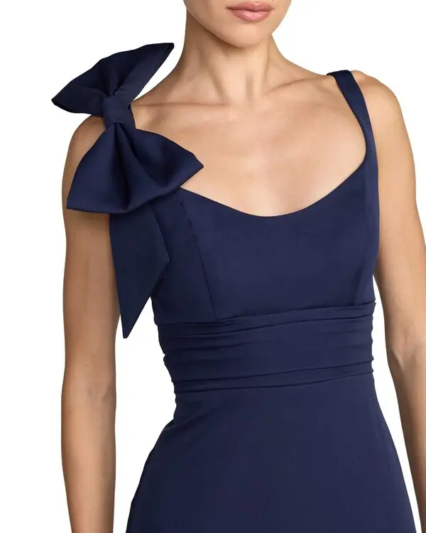 Mac Duggal Petite Scoop Neck Trumpet Gown With Bow Detail