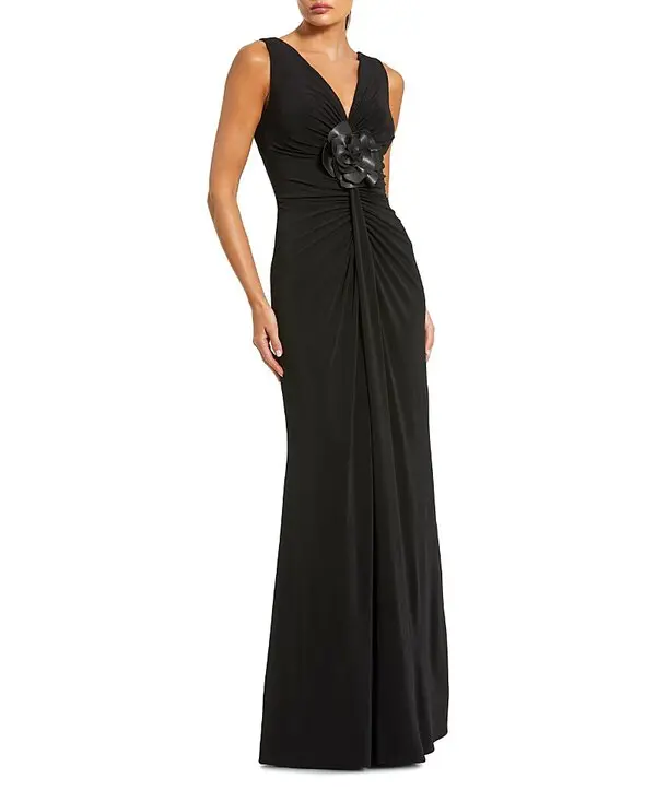 Mac Duggal Sleeveless V-neck Gown With 3d Floral Applique