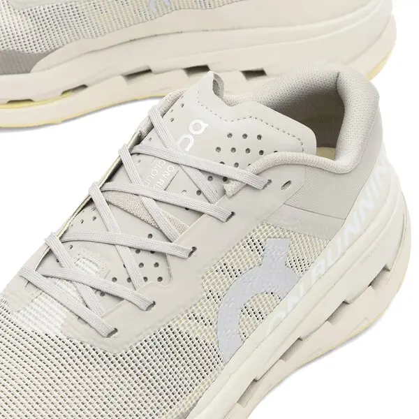 On Cloudultra 3 Sneaker