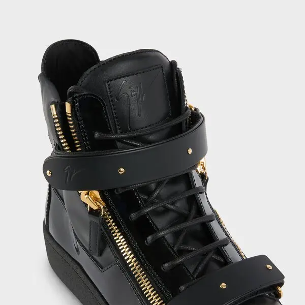 GIUSEPPE ZANOTTI Coby