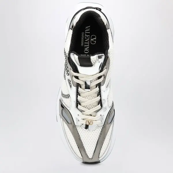 Valentino Garavani Demivee Lace Up Sneakers - Beige