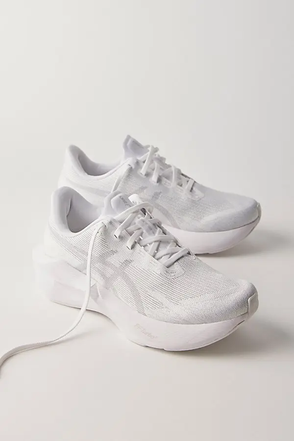 Asics Novablast 6 Athletic Sneakers - White/white
