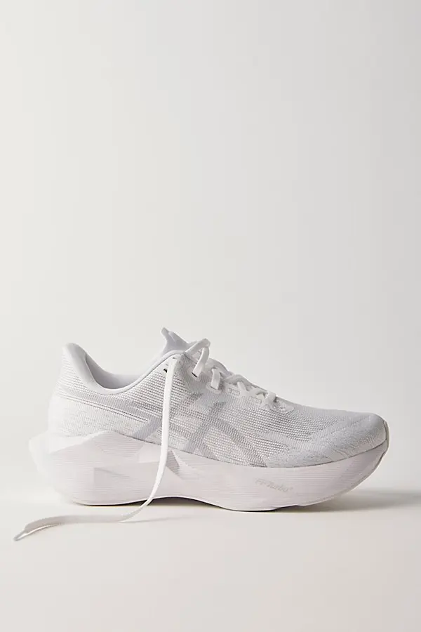 Asics Novablast 6 Athletic Sneakers - White/white