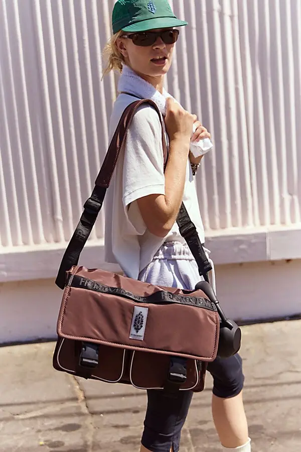 Free People In Motion Messenger Bag - Cocoa