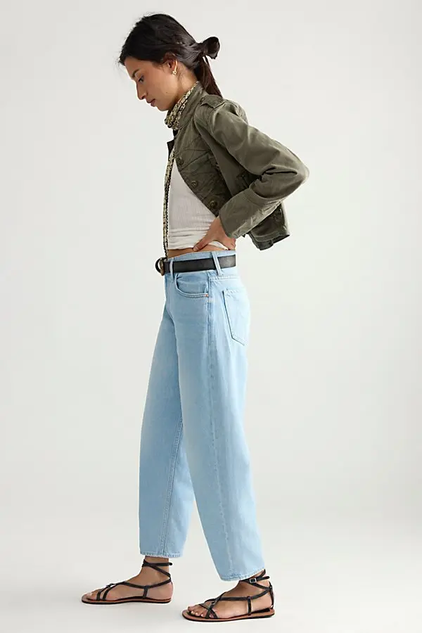 MOTHER Snacks! The Peeler Ankle Jeans