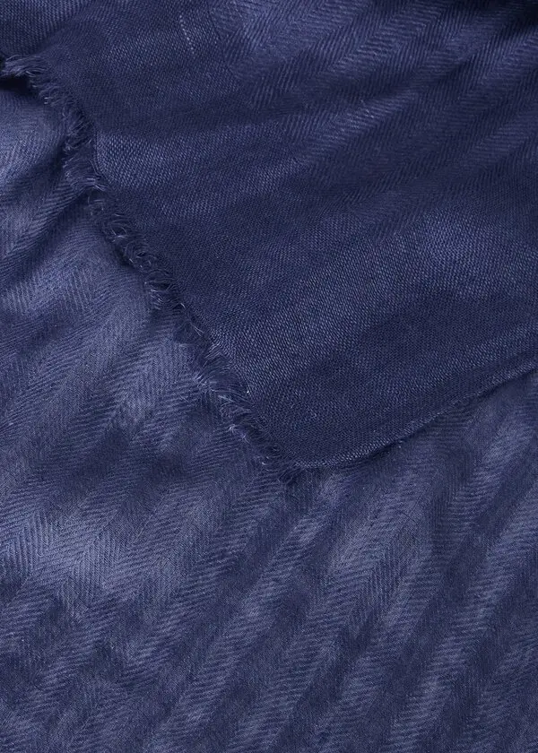 Loro Piana Three-dimensional Jacquard Badge Shawl