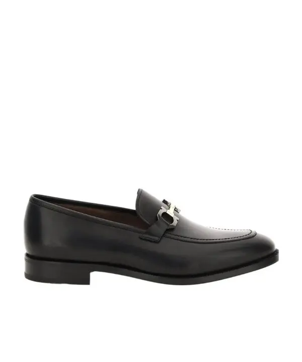 FERRAGAMO Gancini Buckle Detail Loafers