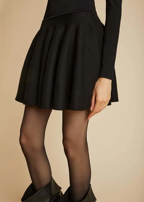 Khaite The Ulli Knitted Miniskirt