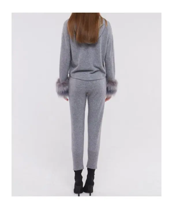 IZAAK AZANEI Long-sleeved Sweater